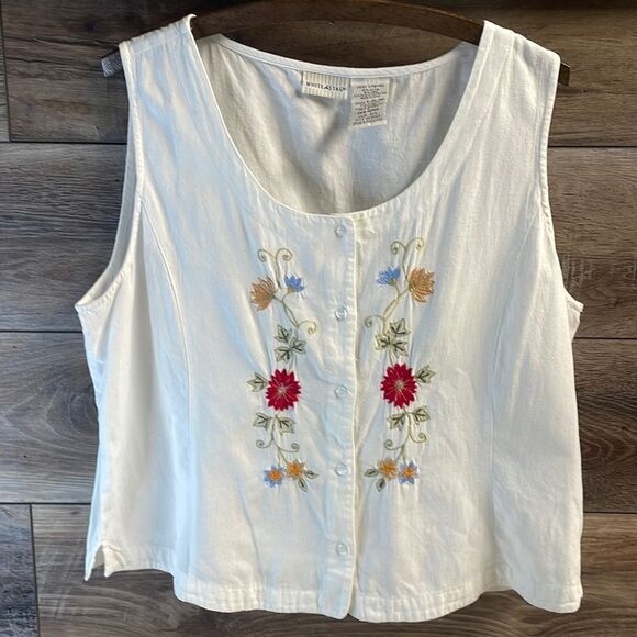 White Stag | Tops | White Stag White With Multicolor Embroidered Flowers Sleevelesstop L214 ...